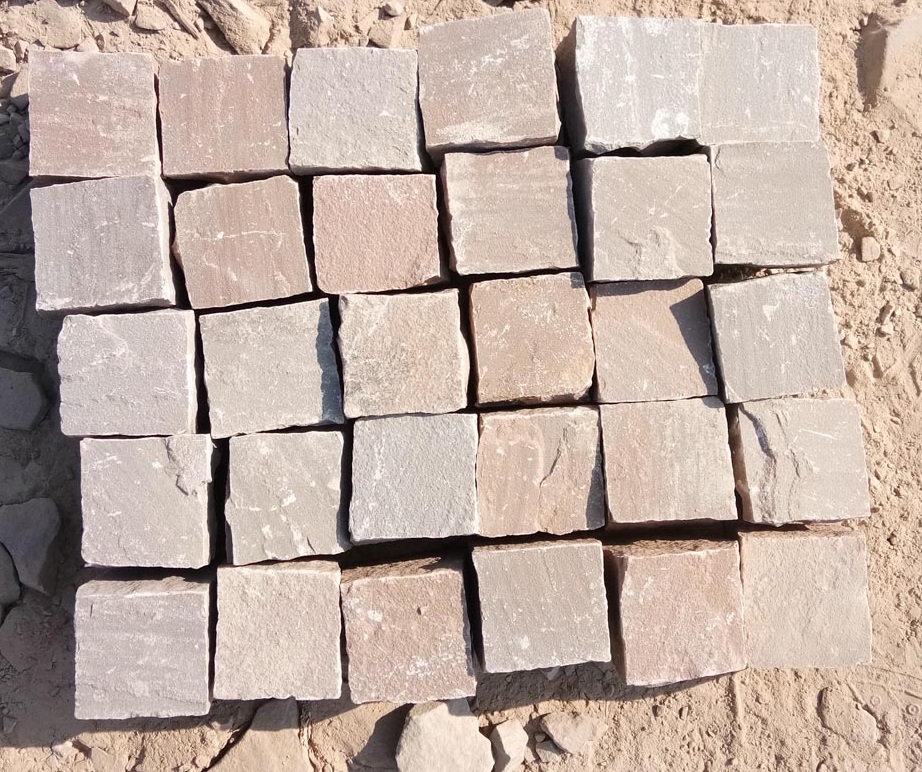 Buy Best Quality Brown Sandstone Cobble in Delhi - Cobble Stone Flooring